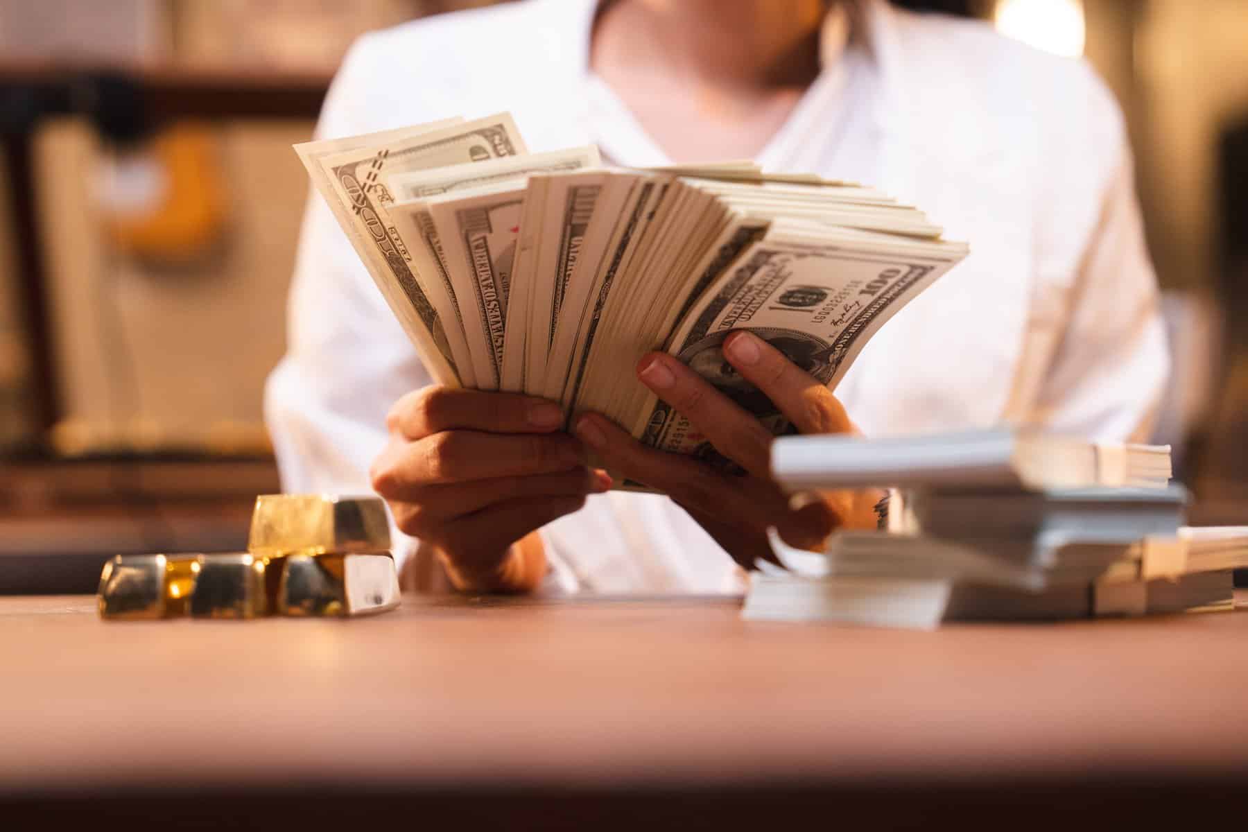 Comparing Hard Money Loans To Traditional Bank Loans